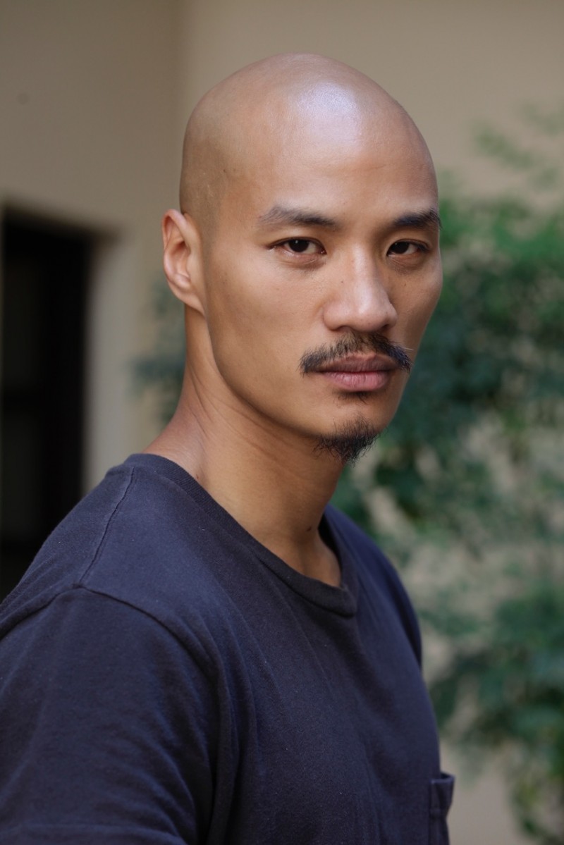 Paolo Roldan Poses for Digital Update – The Fashionisto