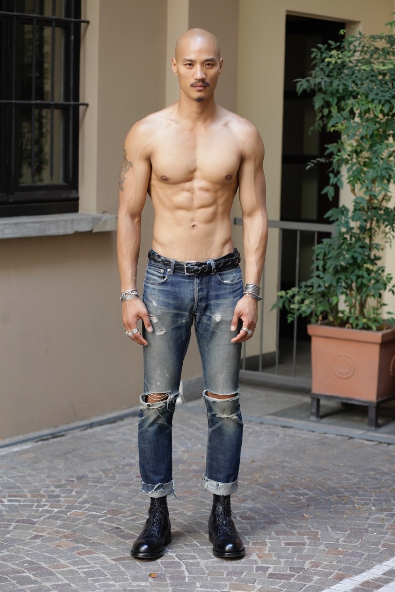 Paolo Roldan Poses for Digital Update – The Fashionisto