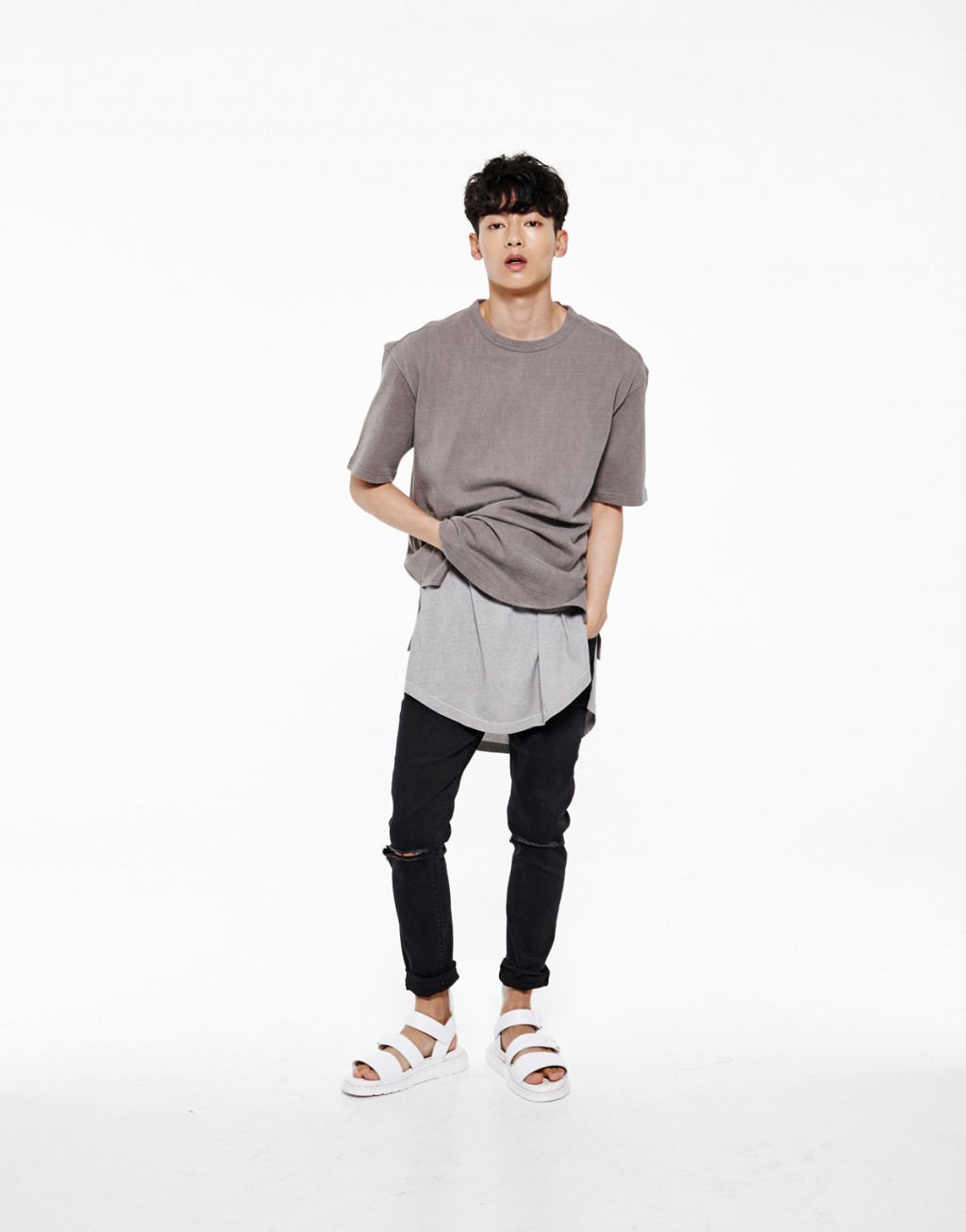 Romantic Pirates Highlights Modern Sporty Men’s Styles – The Fashionisto