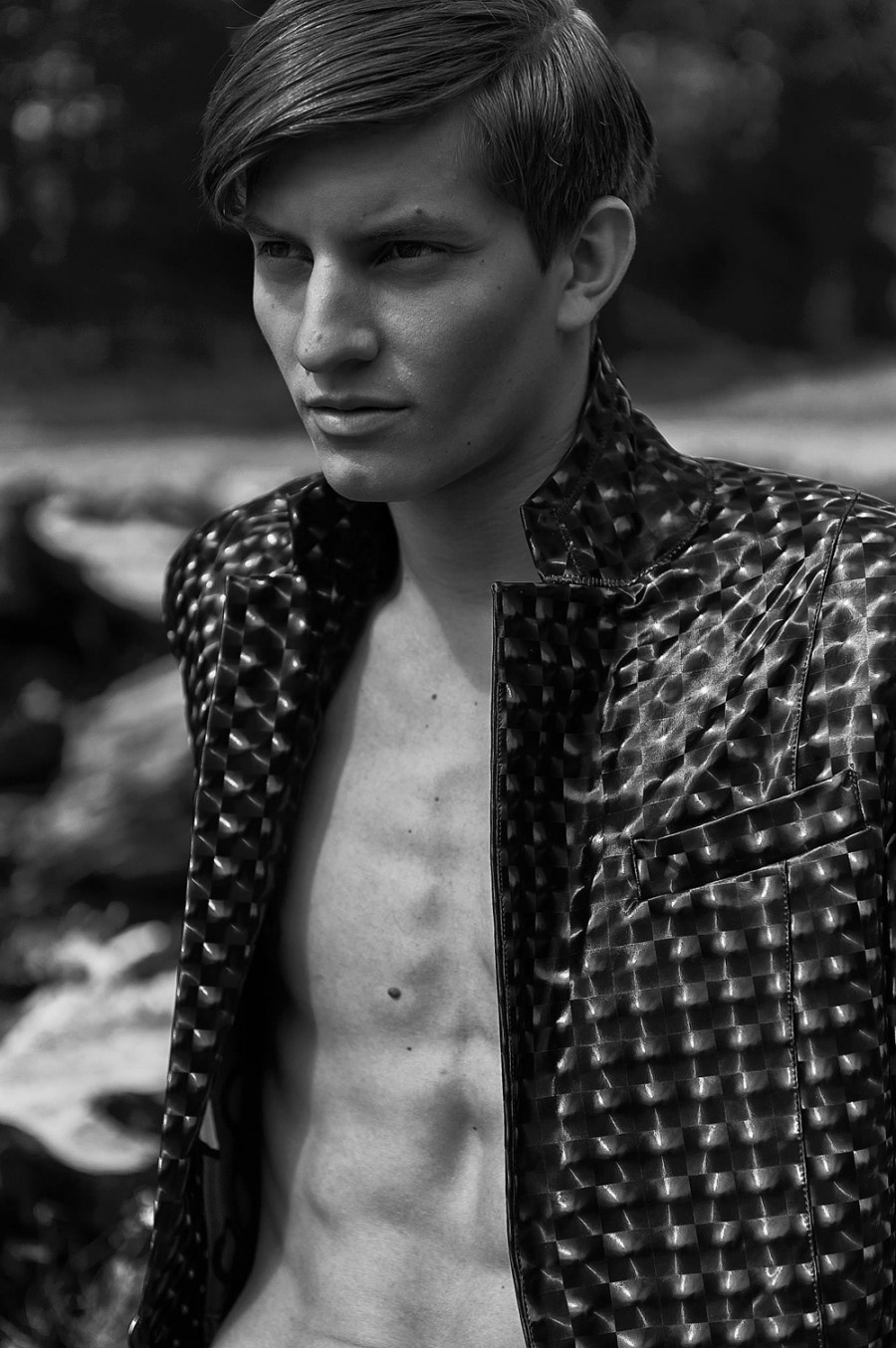 Benjamin Benedek Poses for Images by Tom Binder – The Fashionisto