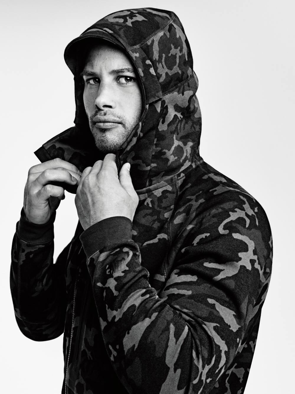 Colin Kaepernick, Neymar + More Sport Nike 2015 Tech Fleece Collection ...