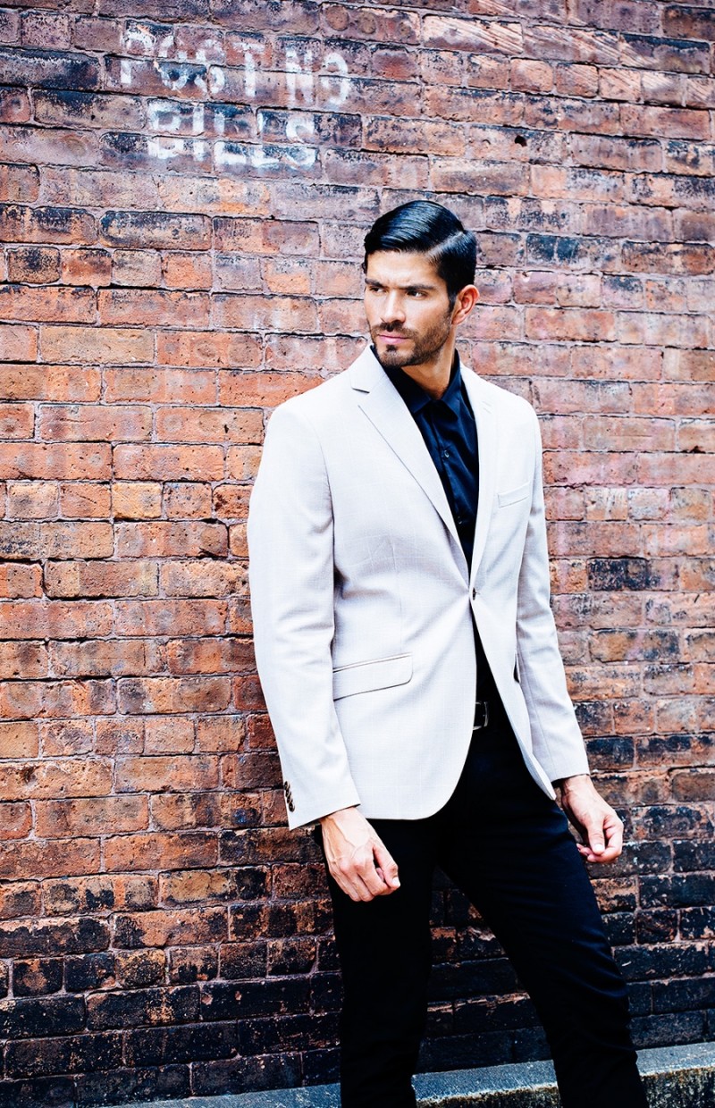 Miguel Orjuela Takes in the Big Apple – The Fashionisto