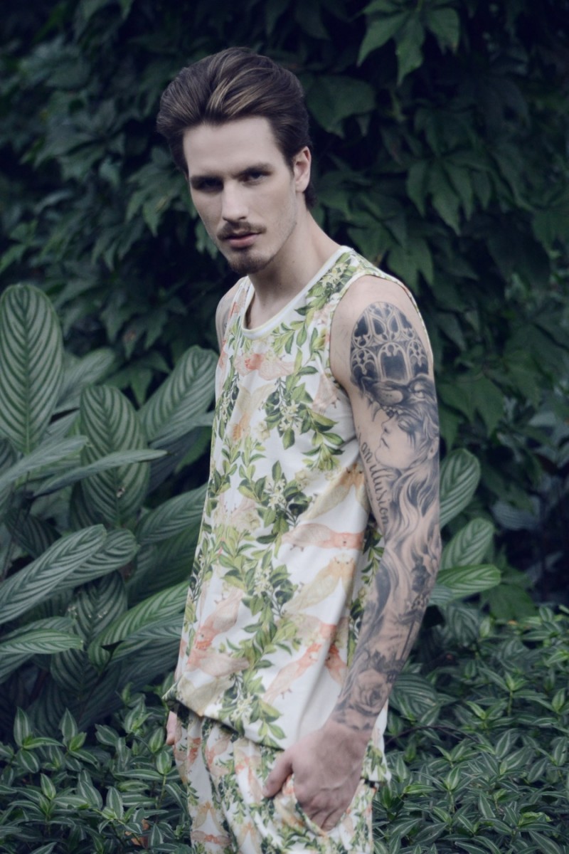 Pedro Senger Goes Sporty for Rodrigo Marconatto Shoot – The Fashionisto