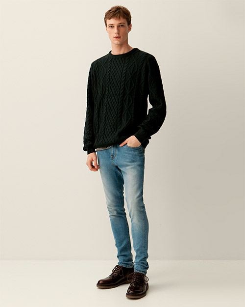 Pull & Bear Rounds Up Instant Fall Essentials – The Fashionisto