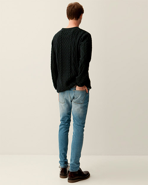 Pull & Bear Rounds Up Instant Fall Essentials – The Fashionisto