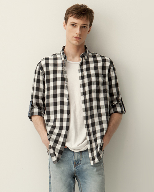 Pull & Bear Rounds Up Instant Fall Essentials – The Fashionisto