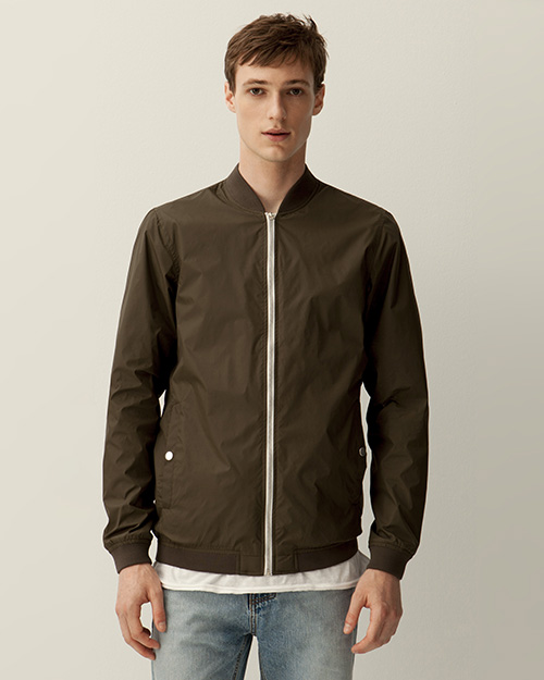 Pull & Bear Rounds Up Instant Fall Essentials – The Fashionisto