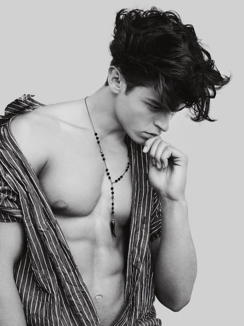 A Tribute to the Body: Armani Revisits 2000s Ads – The Fashionisto