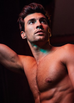 Nocturne: Jesse Dunphy by Erik Carter – The Fashionisto