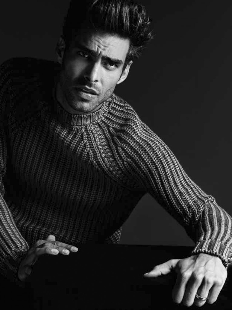 Jon Kortajarena Stars in Lampoon Cover Shoot – The Fashionisto
