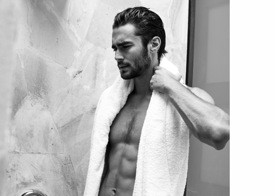 Let Me Shoot Me: Nicolas Simoes Unveils Auto Portraits – The Fashionisto