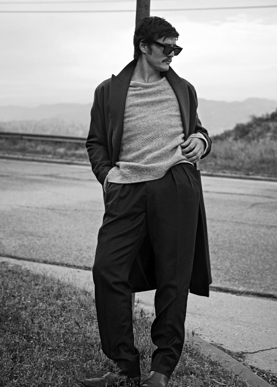 Pedro Pascal Stars in Black & White Shoot for L’Uomo Vogue – The ...
