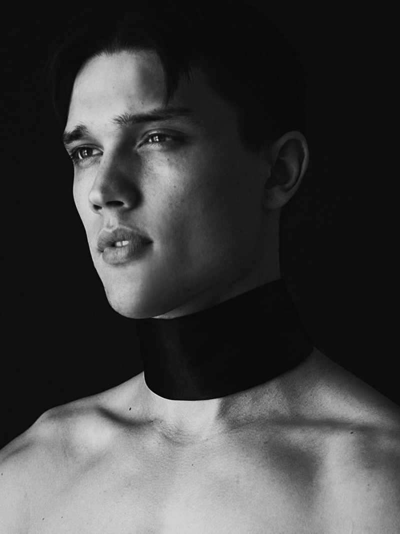 Portrait: Alex Lis by Anthony James Giura – The Fashionisto