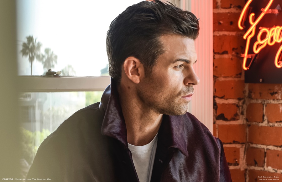 Daniel Gillies Poses for Ferrvor, Talks ‘The Originals’ + Menswear ...
