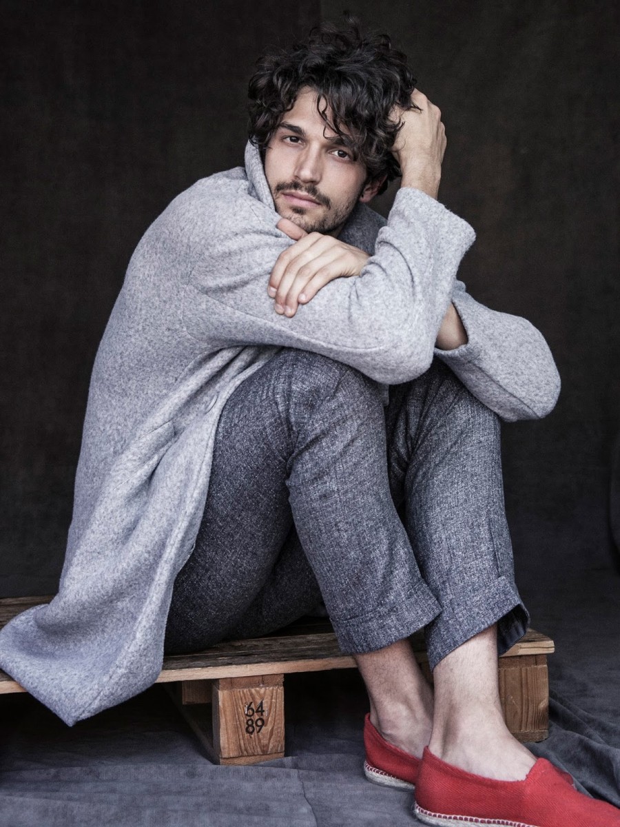 Portrait: Paul Kelly by Alejandro Brito – The Fashionisto