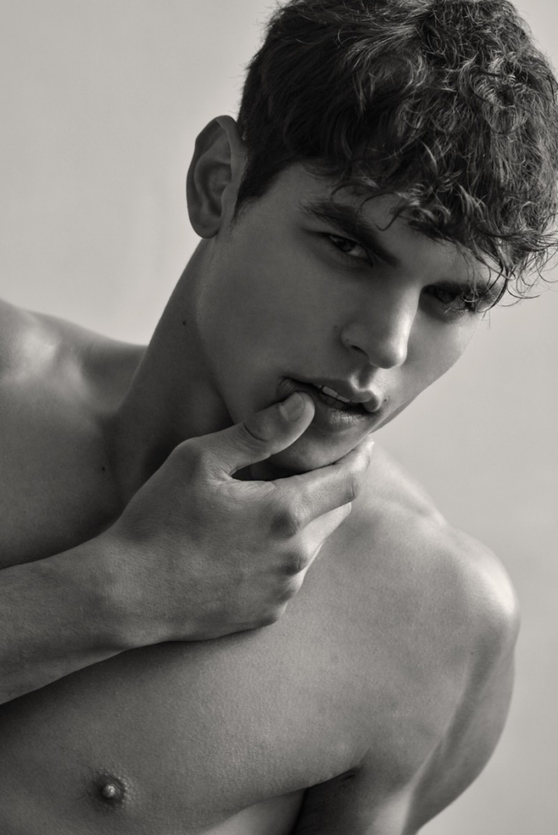 Portrait: Christopher George by Horacio Hamlet – The Fashionisto