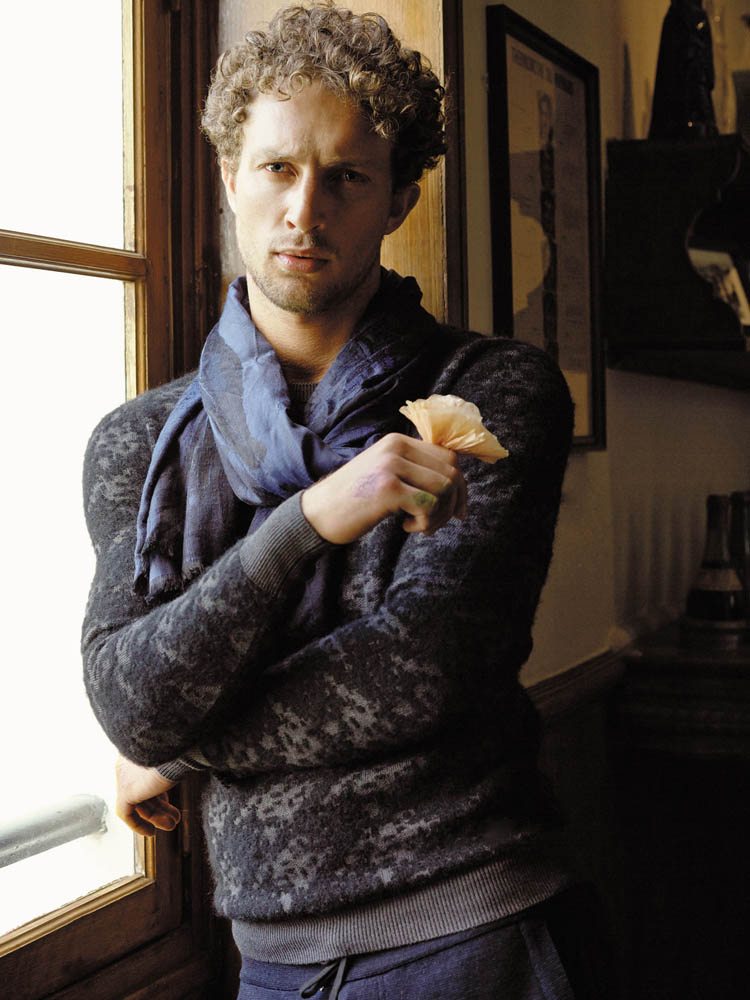 L’Artiste: Ben Waddell Inspires in Luxe Fashions – The Fashionisto