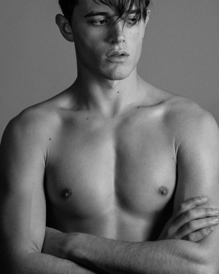 Portrait Session: George Elliott by Alexander English – The Fashionisto