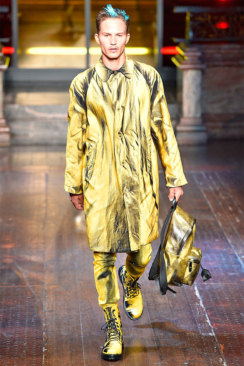 Moschino 2016 Fall/Winter Men's Collection