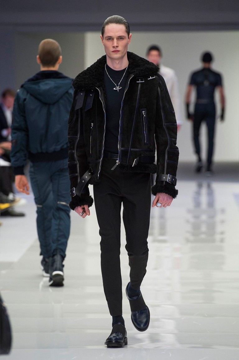 Versace 2016 Fall/Winter Men's Collection