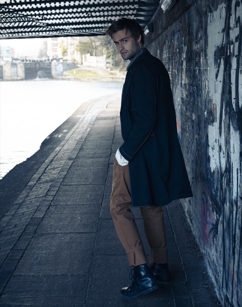 Douglas Booth Connects with Interview, Talks ‘Pride + Prejudice + Zombies’ – The Fashionisto