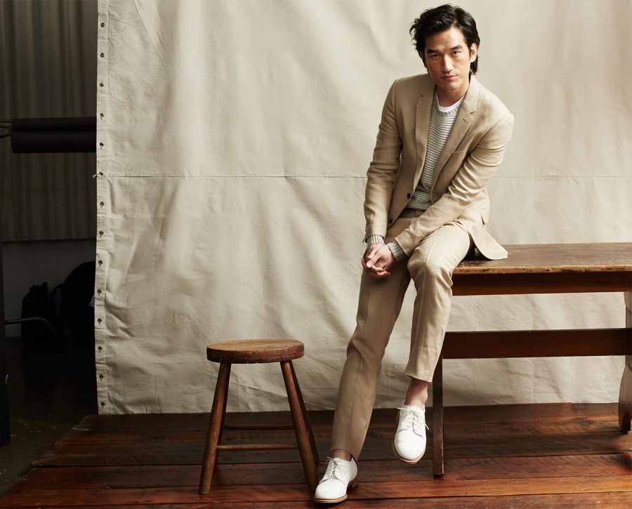 Club Monaco: Men's Linen Fashions