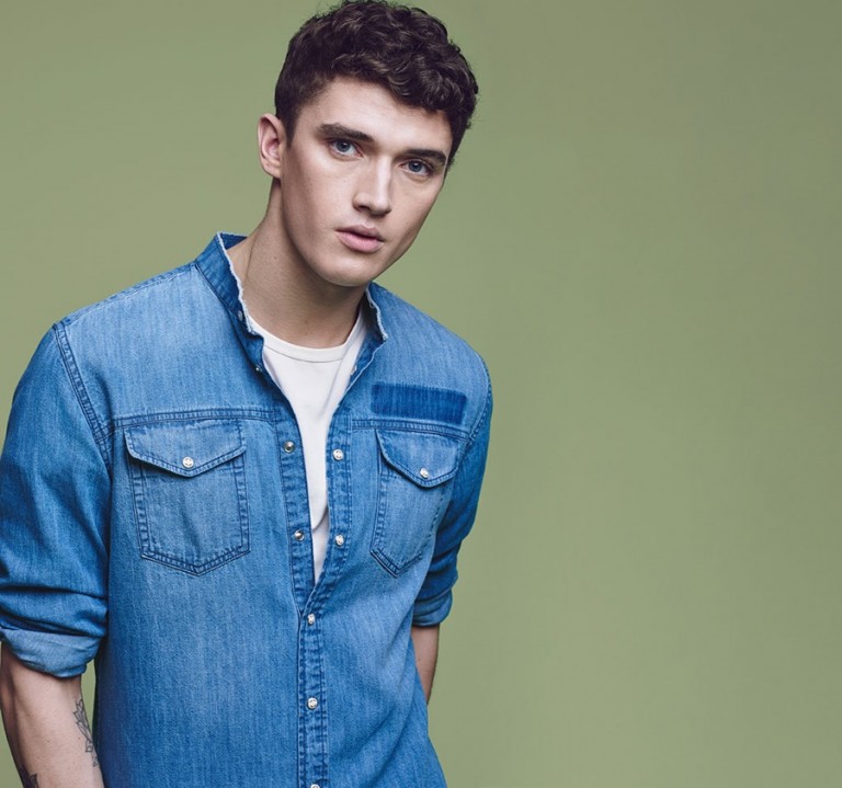 Mango Denim Guide: Matthew Holt Models Latest Fits – The Fashionisto