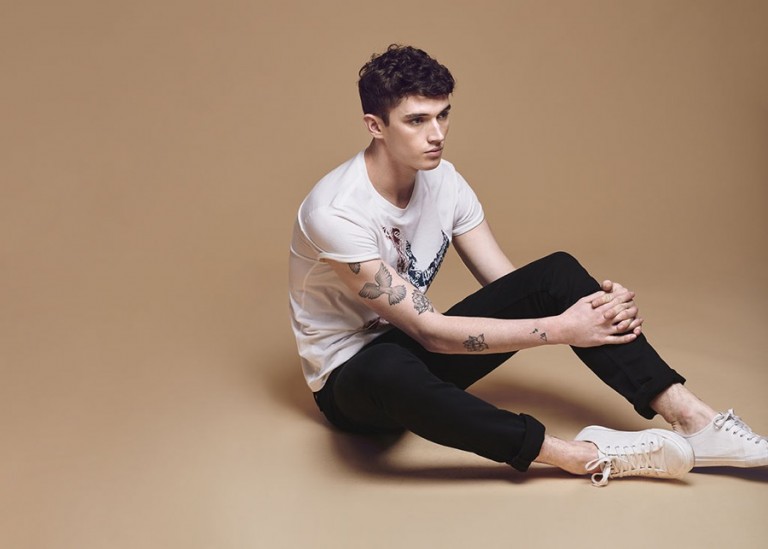 Mango Denim Guide: Matthew Holt Models Latest Fits – The Fashionisto