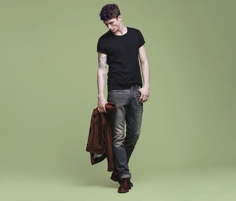Mango Denim Guide: Matthew Holt Models Latest Fits – The Fashionisto