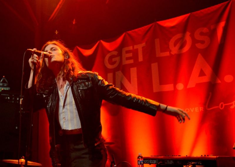 BØRNS Brings Vintage Style to Discover Los Angeles – The Fashionisto