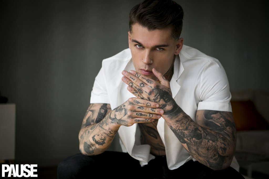 Stephen James Poses for Pause, Dishes on Controlling His Own Career ...