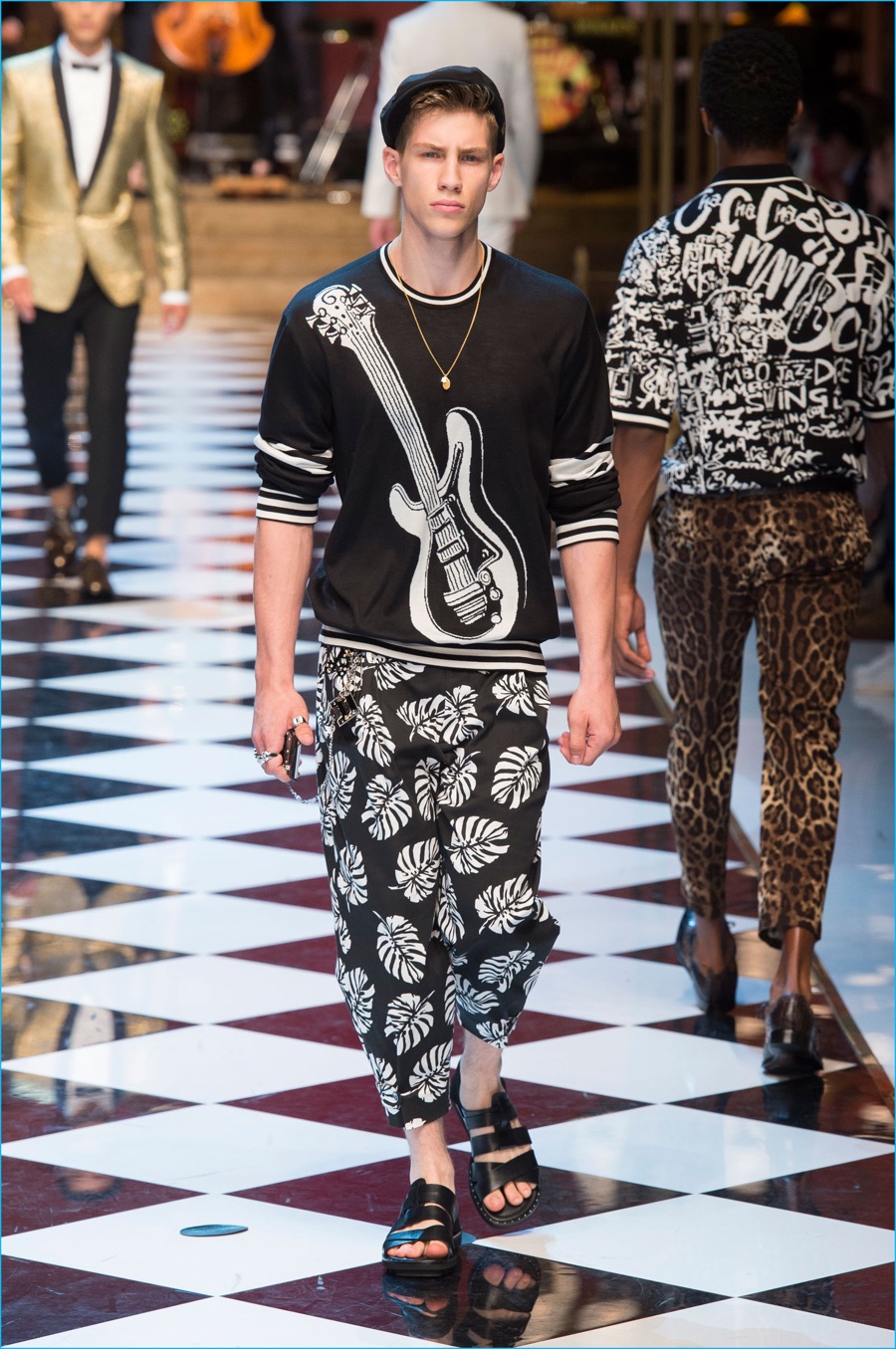 Dolce And Gabbana 2017 Spring Summer Mens Runway Collection