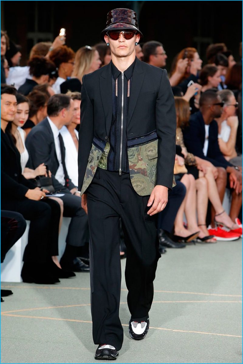 Givenchy 2017 Spring/Summer Men's Runway Collection