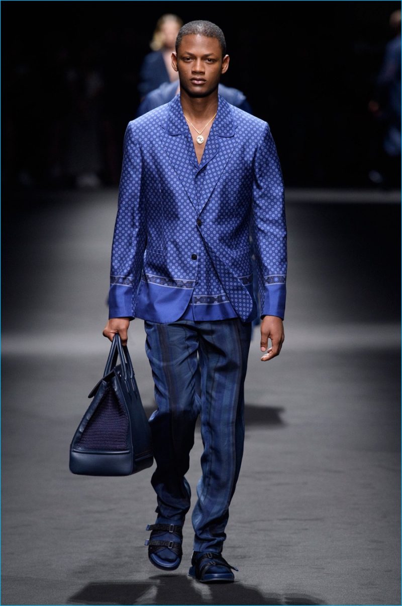 Versace 2017 Spring/Summer Men's Runway Collection