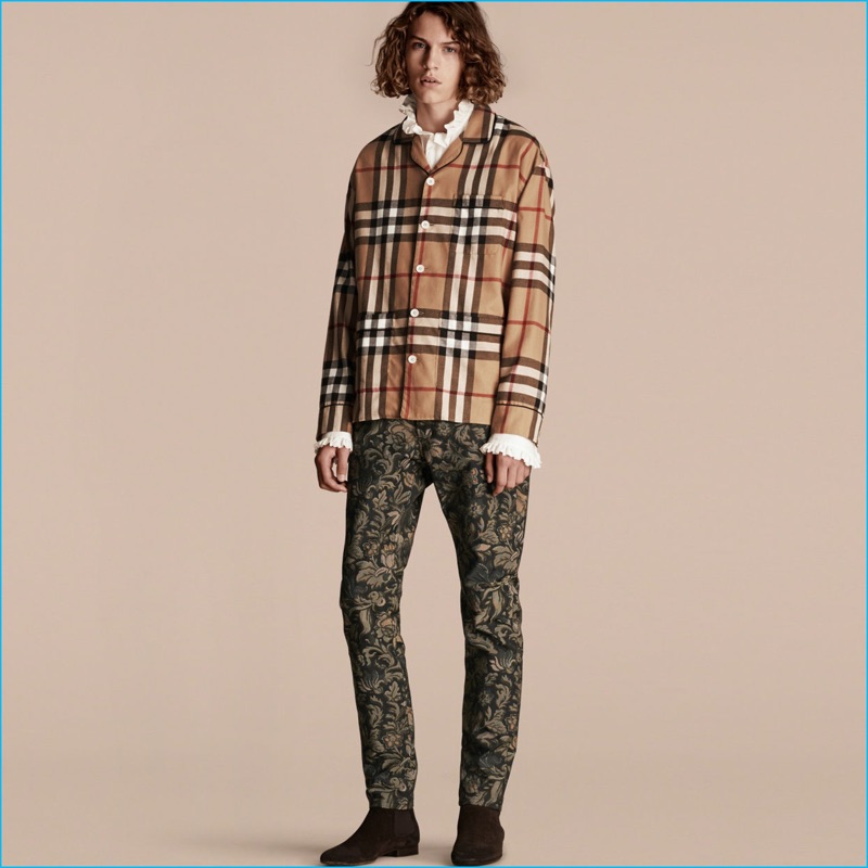 Burberry 2016 Men's Runway Collection