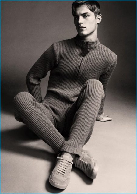 Kit Butler Dons Chic Fall Fashions for Wool Cover Shoot – The Fashionisto