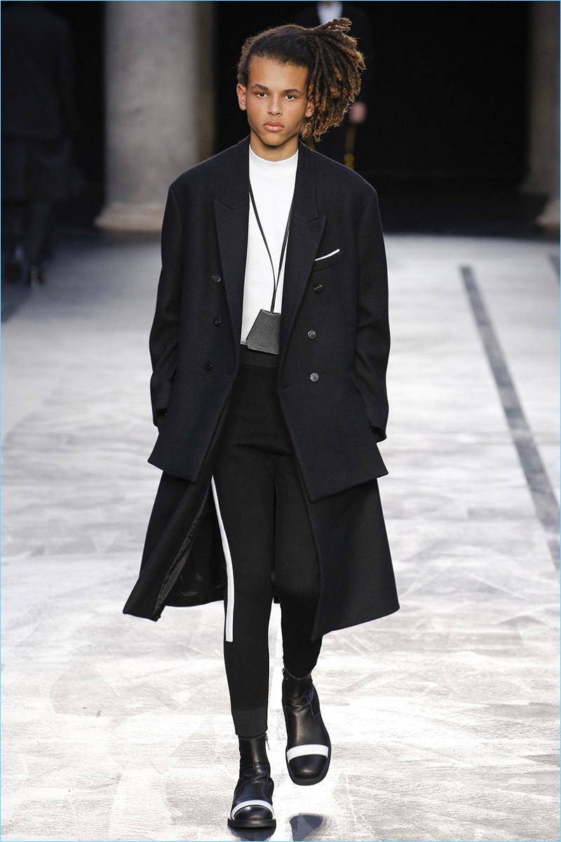 Neil Barrett Fall/Winter 2017 Men's Collection