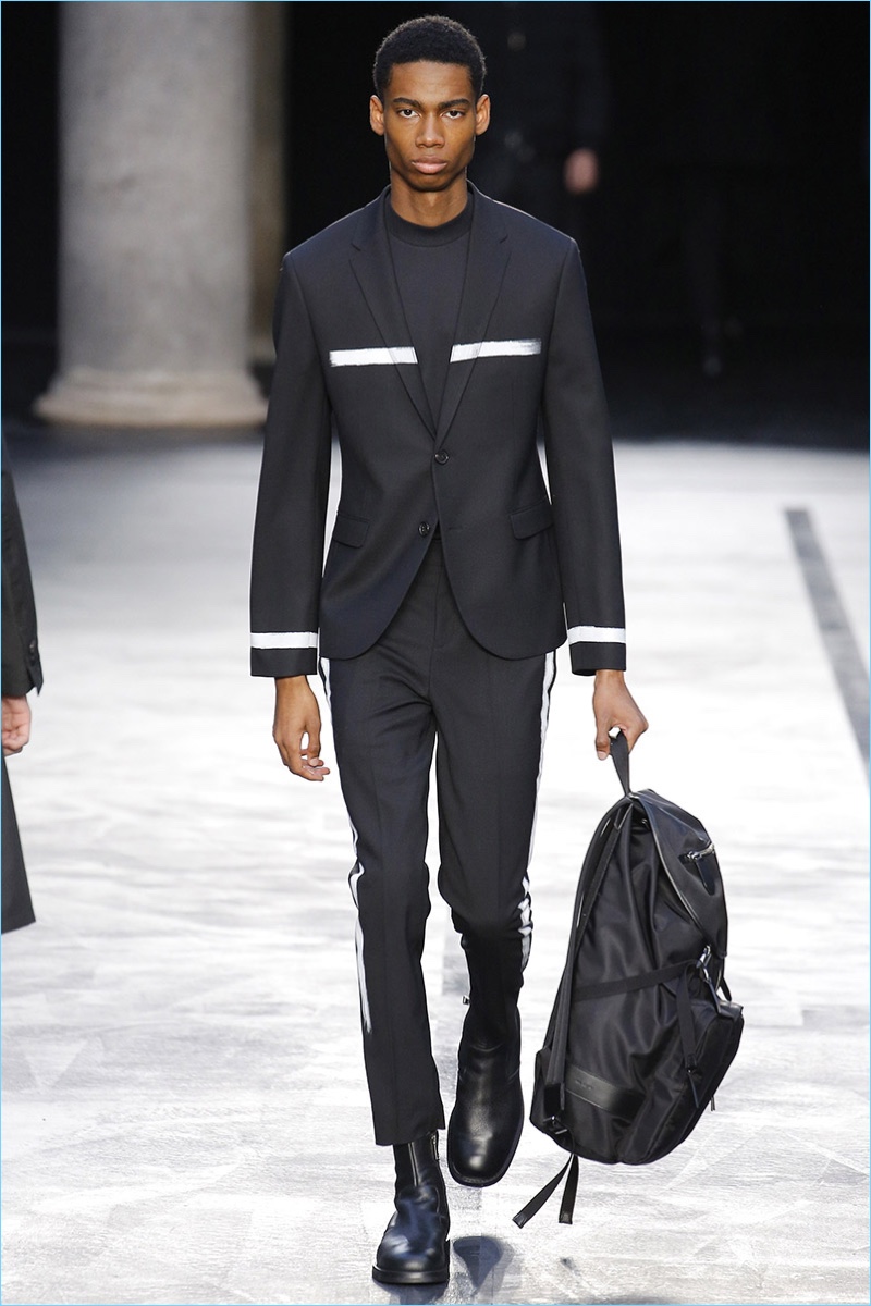 Neil Barrett Fall/Winter 2017 Men's Collection