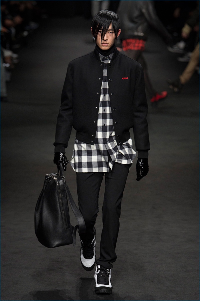 Versace Fall/Winter 2017 Men's Collection