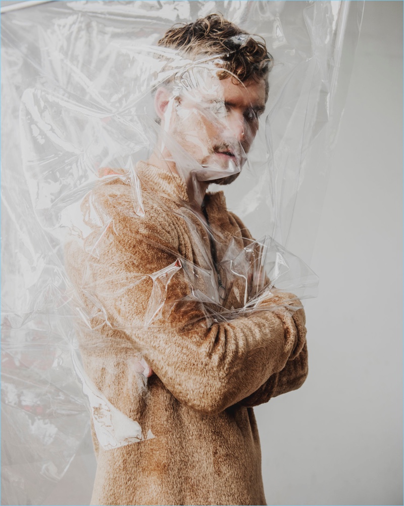 Finn Jones Stars in The Laterals Shoot, Talks ‘Iron Fist’ – The Fashionisto