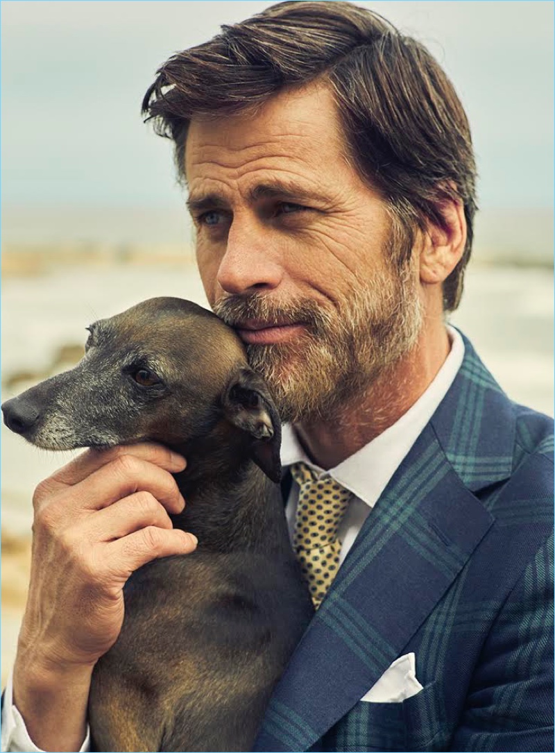 Mark Vanderloo Dons Elegant Styles for El País Semanal – The Fashionisto