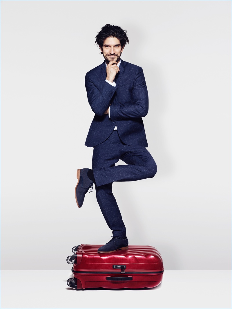 The Serious Traveller: Rankin Shoots Samsonite Campaign – The Fashionisto