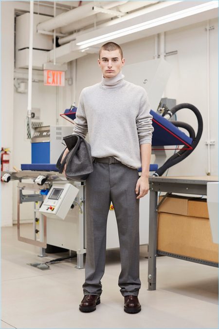 Theory Turns Out Uniform Fashions for Fall ’17 Collection – The Fashionisto