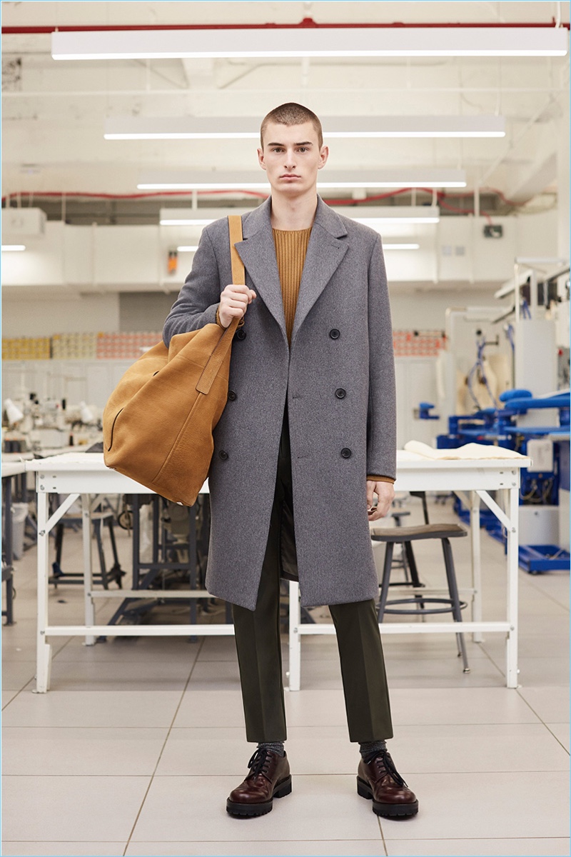 Theory Turns Out Uniform Fashions for Fall ’17 Collection – The Fashionisto