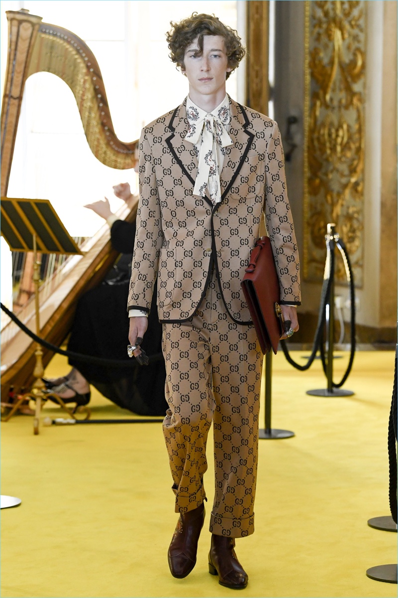Gucci Cruise 2018 Men's Runway Collection