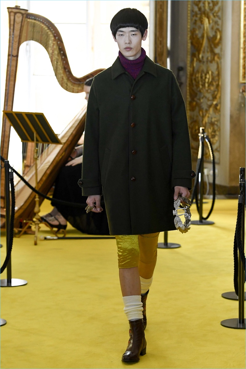 Gucci Cruise 2018 Men's Runway Collection