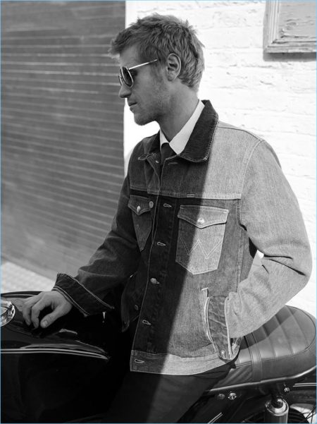 Johnny Flynn Stars in Interview Shoot, Talks ‘Genius’ – The Fashionisto