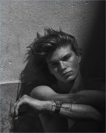 Jordan Barrett Goes Casual for Buro 24/7 Feature – The Fashionisto