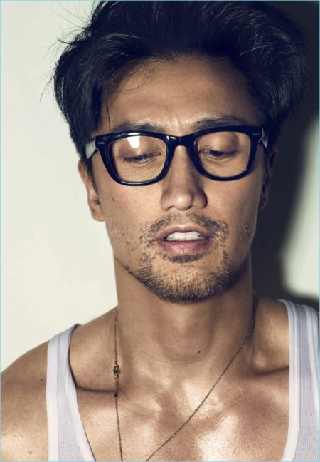 Chuando Tan Covers 8 Days, Looks Great at 51 – The Fashionisto