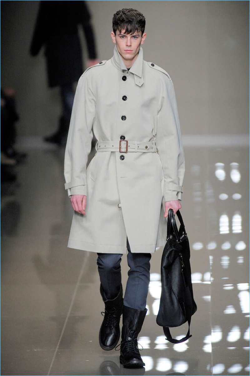 Christopher Bailey’s Contemporary Take on Burberry’s Iconic Trench Coat ...